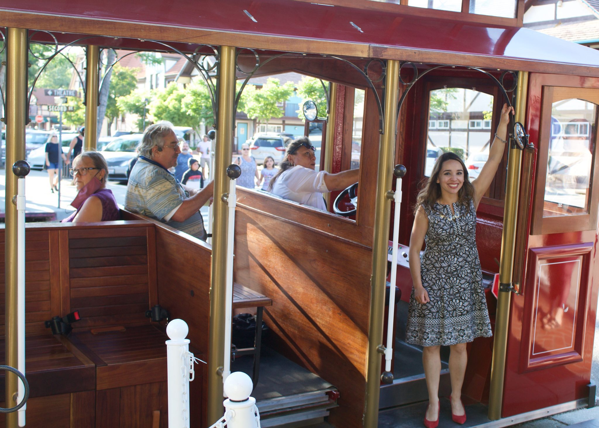Solvang Trolley honors two locals during ribbon cutting for new ...