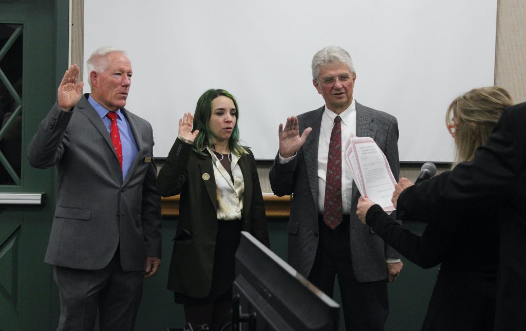 Solvang installs new City Council: Brown takes mayoral seat; Claudia ...